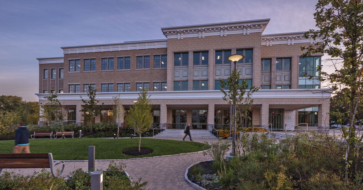 Lebanon City National Bank - Historic-Inspired Headquarters Design